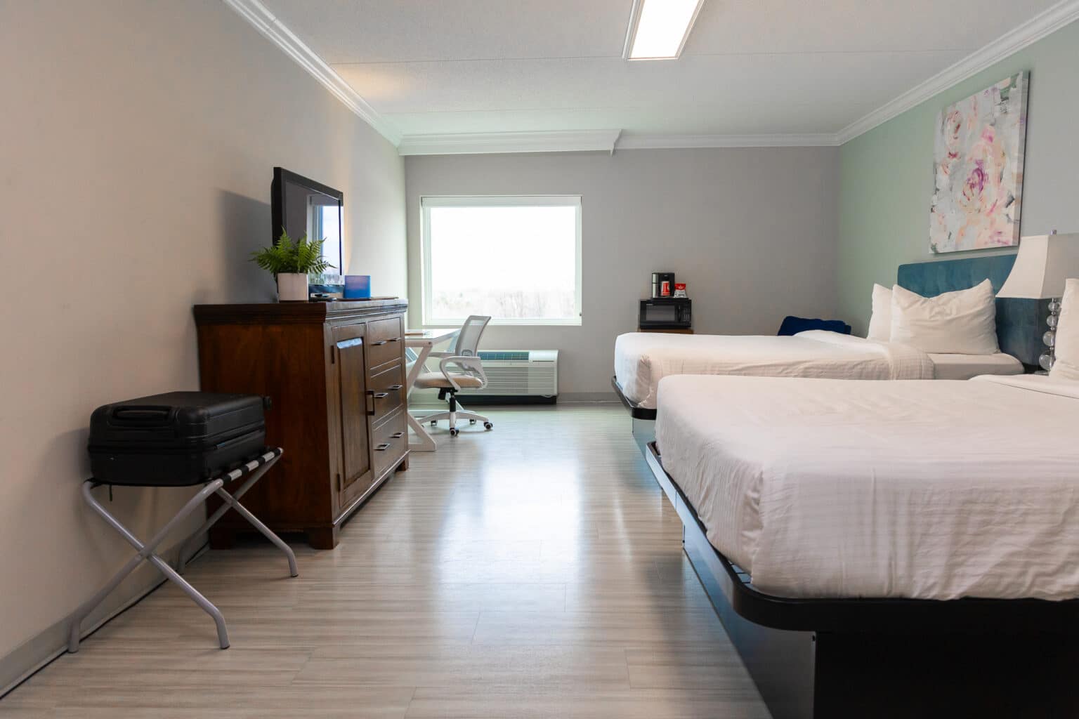 Rooms & Suites | Bella Vista Hotel, Lynchburg VA